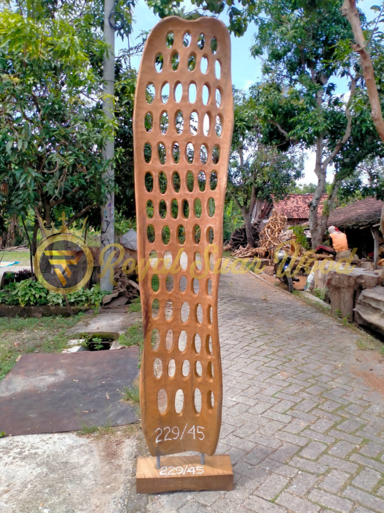 Root Decoration - Royal Suar Wood